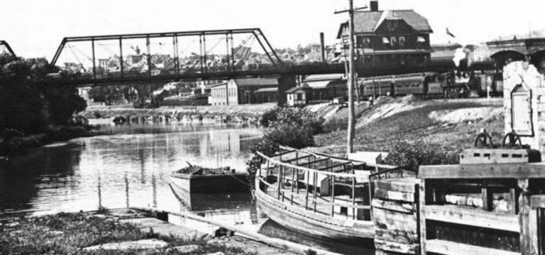 The Heritage of Reading: 1813-1847: Canals, Heavy Industry, and the ...