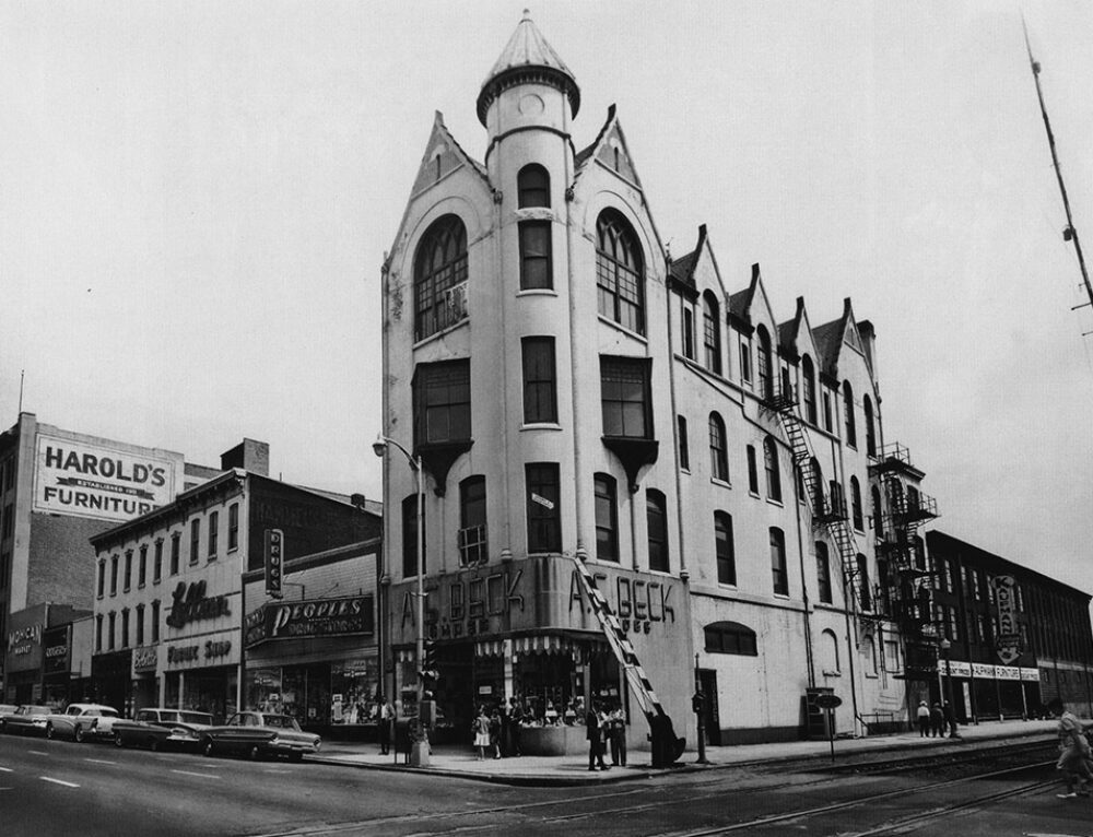 Wilhelm Mansion - The Inn at Centre Park - GoReadingBerks / Reading ...